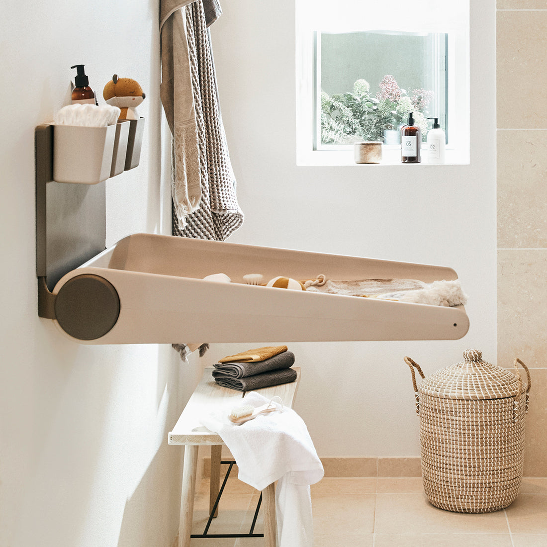 Klapp Wickeltisch Wand